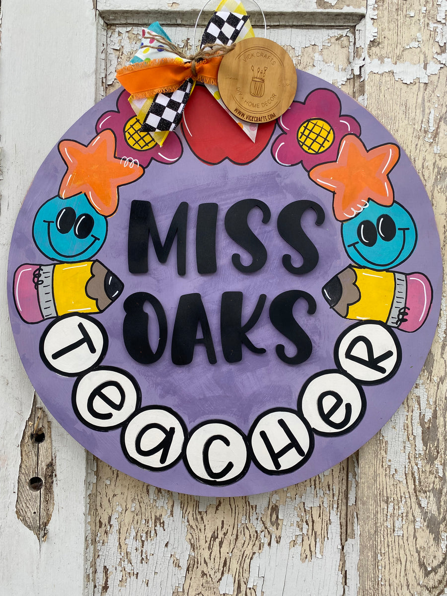 Preppy Retro Teacher Door Hanger – Vick Crafts